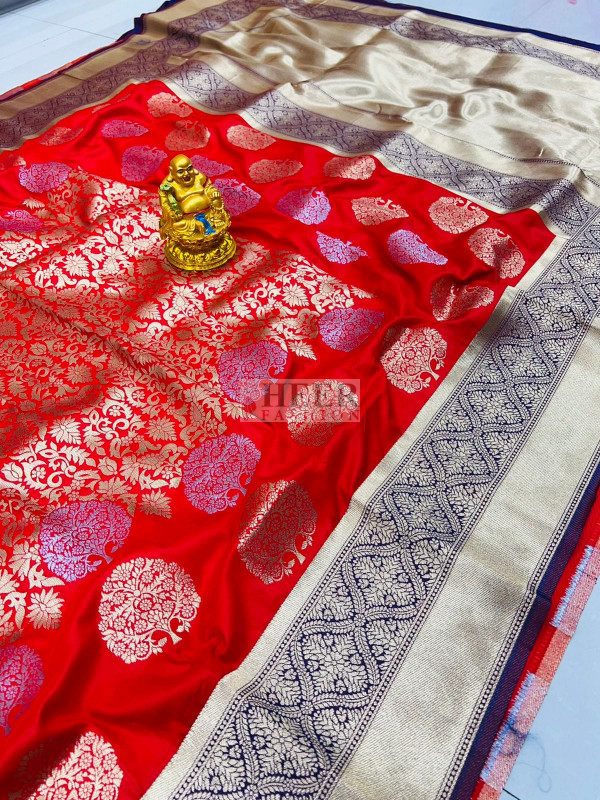 Red color kanchipuram silk saree with zari weaving work