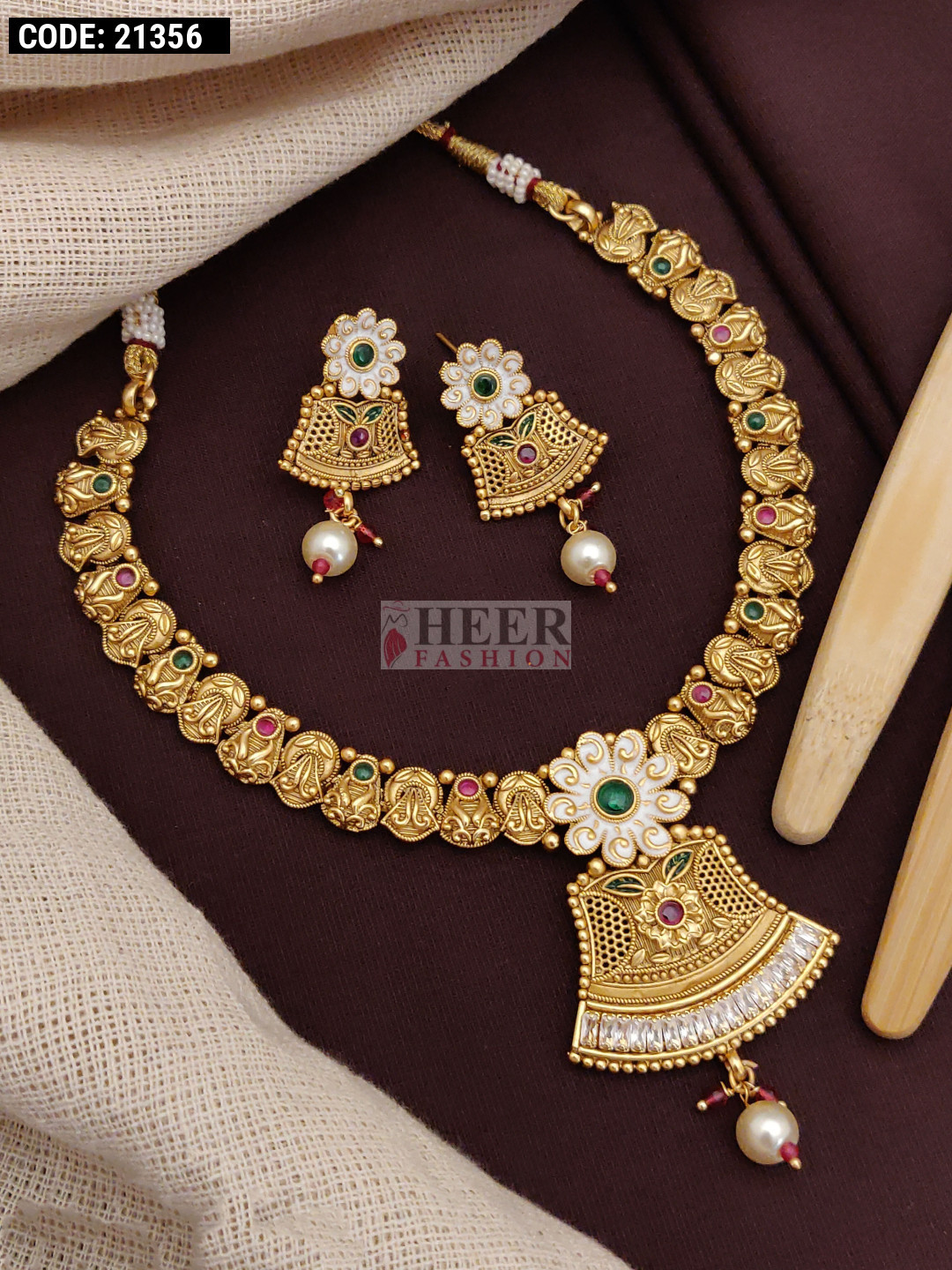 Floral Golden Necklace Set For Wedding Wear