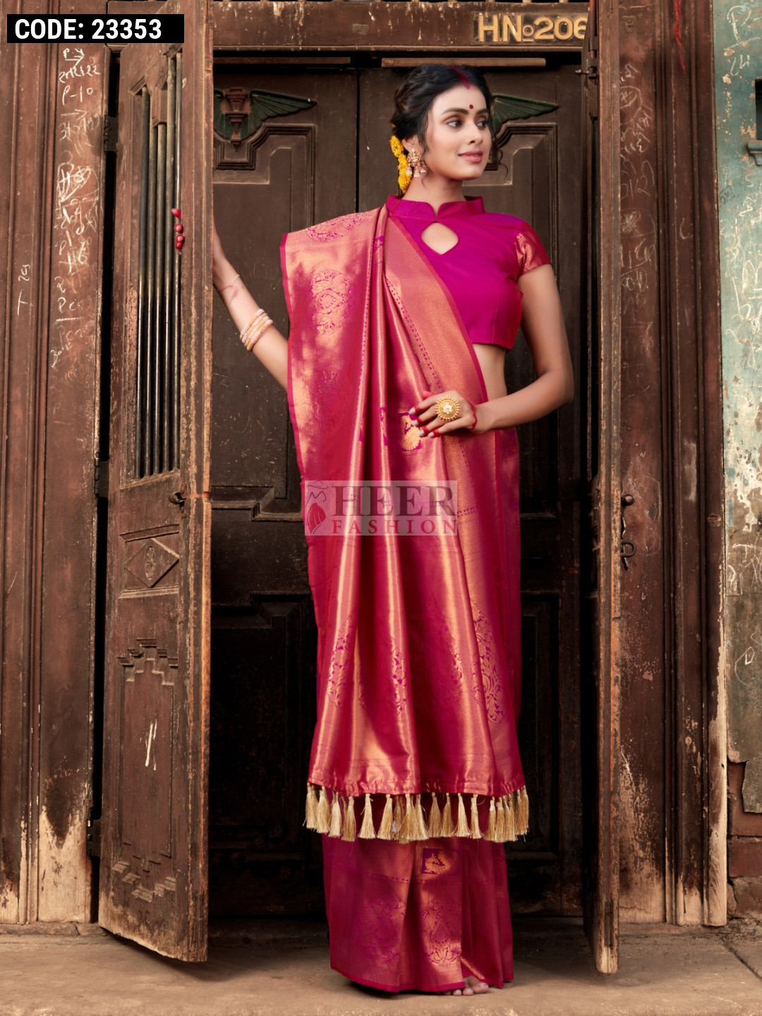 Magenta color kanchipuram silk saree with zari weaving work