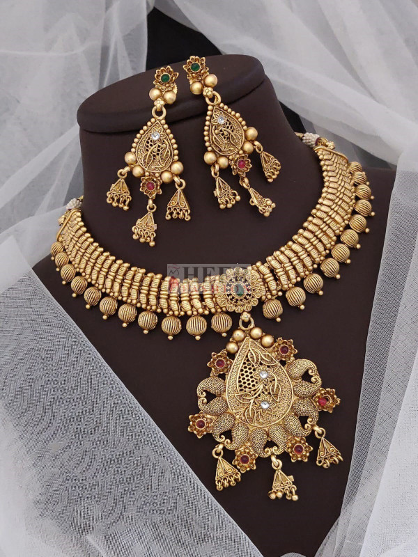 Traditional Antique Gold Design Necklace and Earring