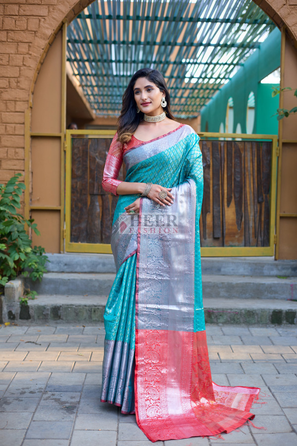 Rama green color kanchipuram silk saree with zari weaving work