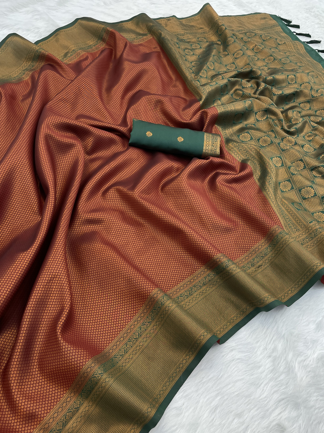 Maroon kubera pattu kanjivaram silk saree with zari weaving work