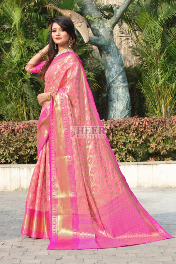 Gajari color kanchipuram handloom weaving silk saree